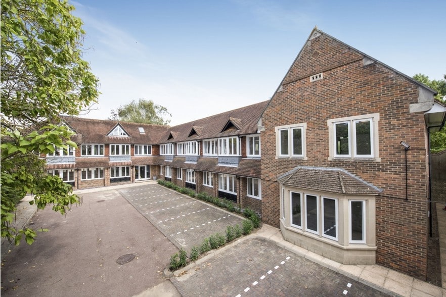 Church Rd, Thame, OX9 3FA | LoopNet