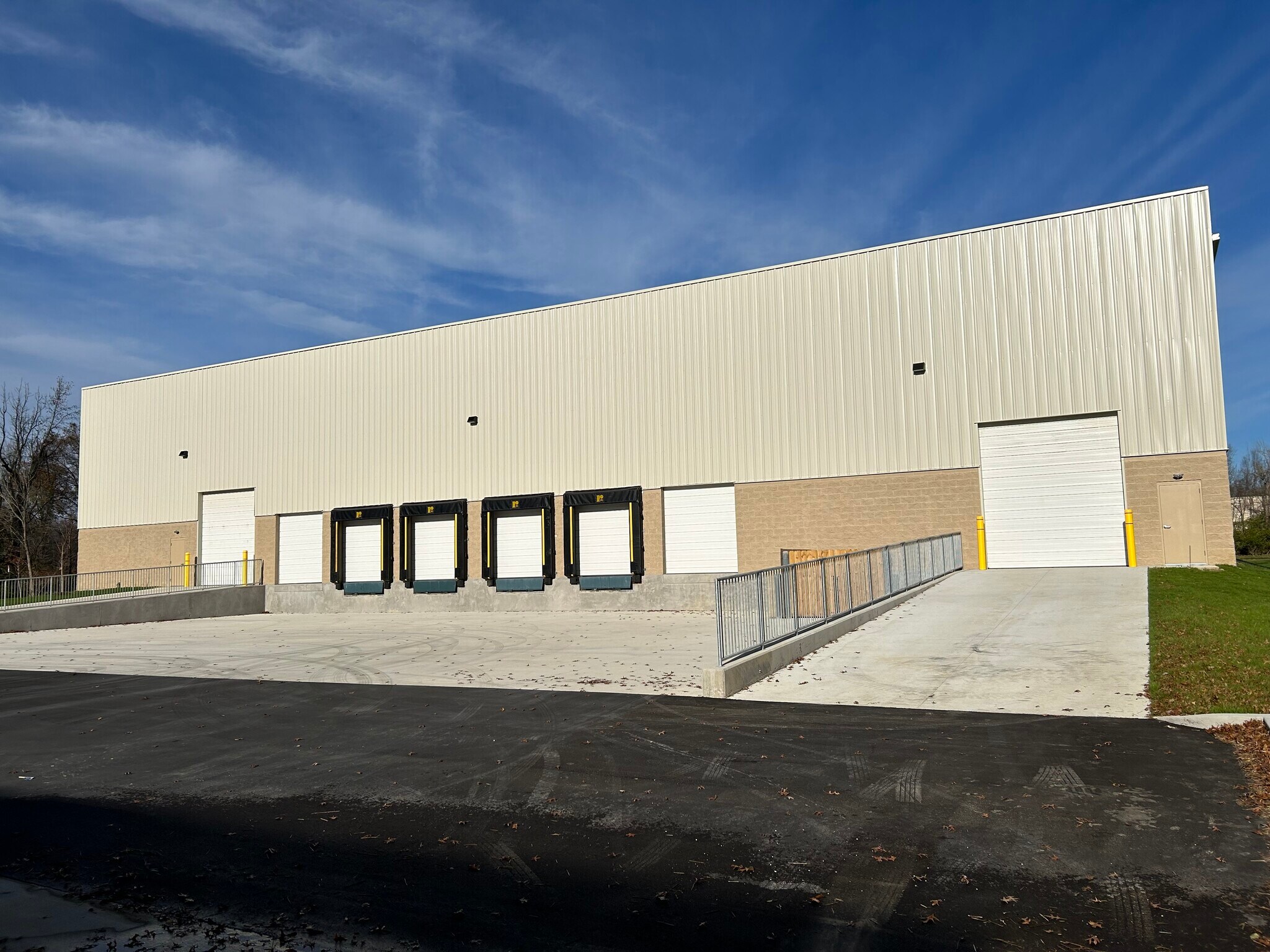 6451 Ladd Ave, Louisville, KY 40216 - Industrial for Sale | LoopNet