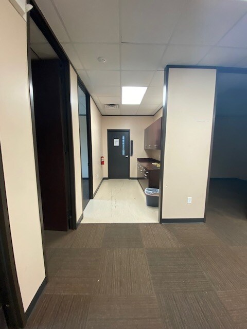 4484 Genoa Red Bluff Rd, Houston, TX 77059 - Port Commerce Business ...