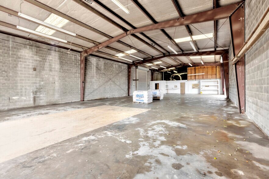 5720 Allison Rd, Houston, TX 77048 - Industrial for Sale | LoopNet