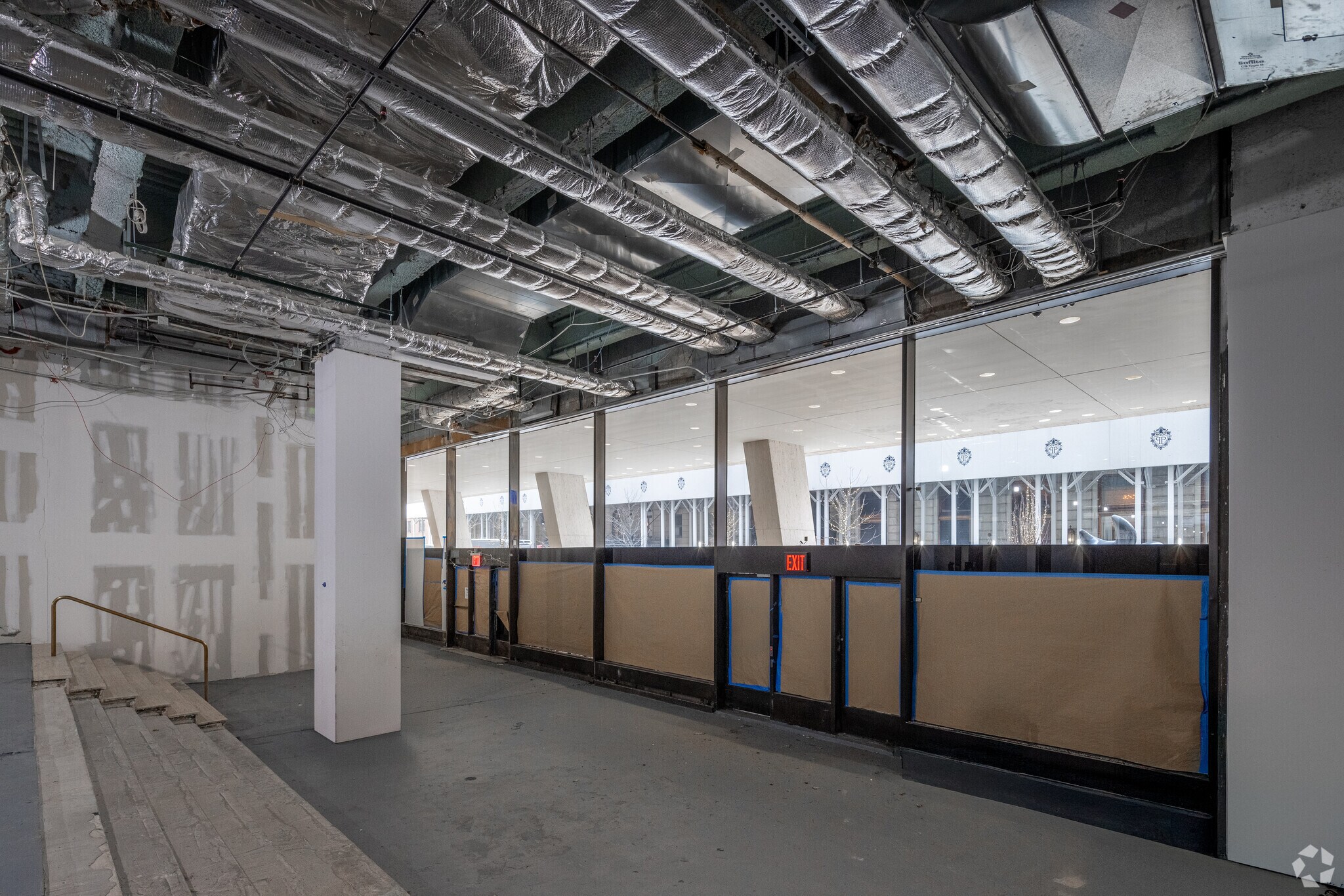 9 W 57th St, New York, NY 10019 - 9W57 | LoopNet