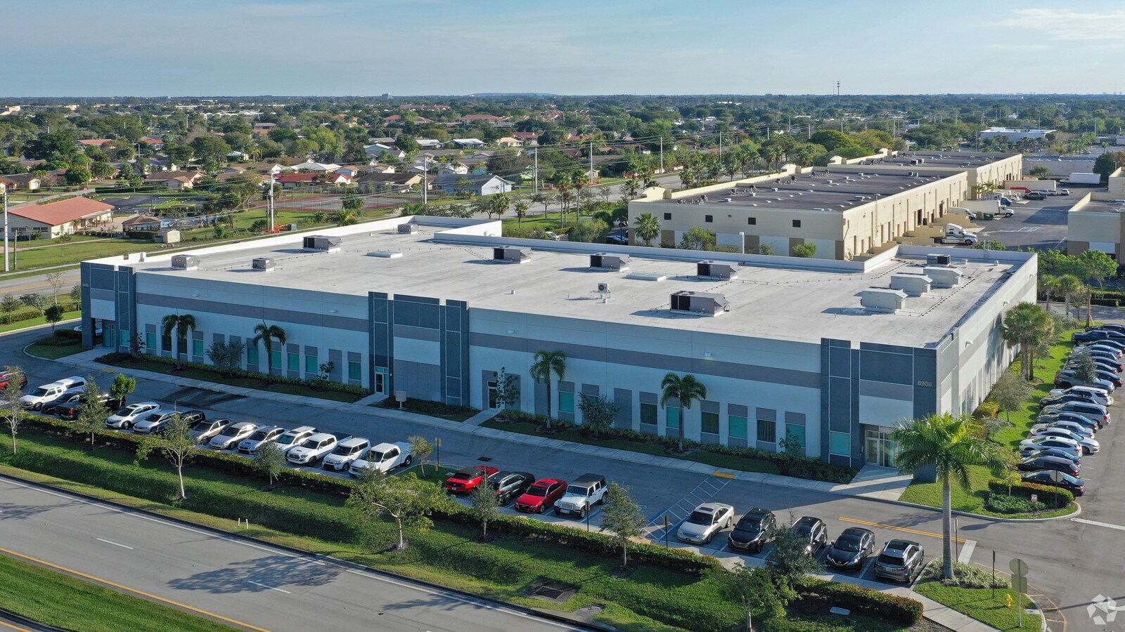 6900 Hiatus Rd, Tamarac, FL 33321 | LoopNet