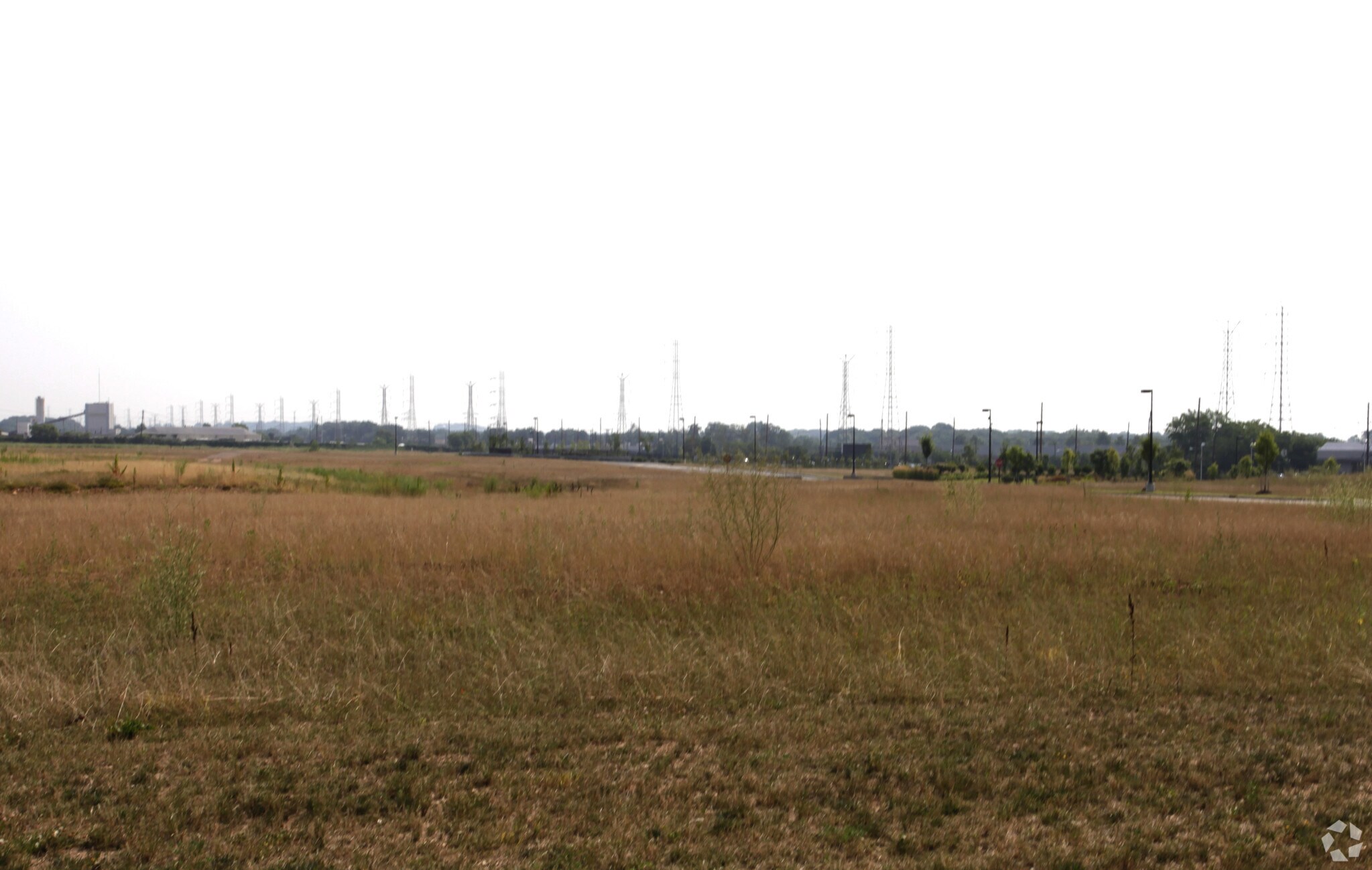 939 RT 1, Edison, NJ 08817 - Edison Towne Square | LoopNet