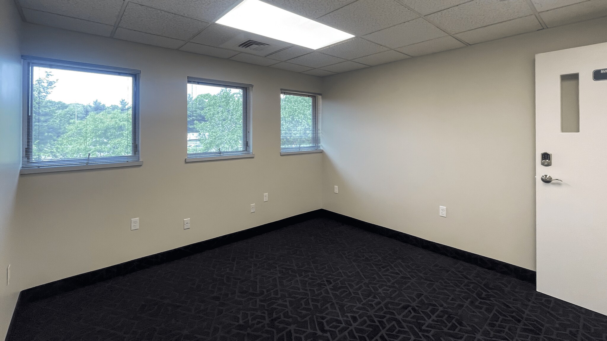 49 Tolland Tpke, Manchester, CT 06042 - Focus Spaces Offices of ...