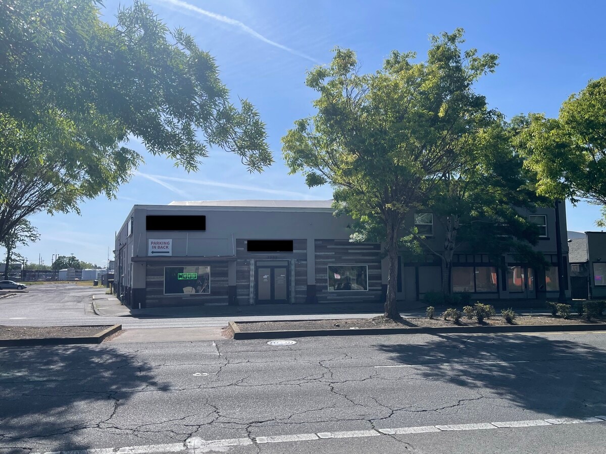 2390 Fairgrounds Rd NE, Salem, OR 97301 - Industrial for Sale | LoopNet