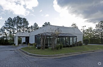 4024 Covington Hwy, Decatur, GA 30032 - APN/Parcel ID: 15-220-04-015