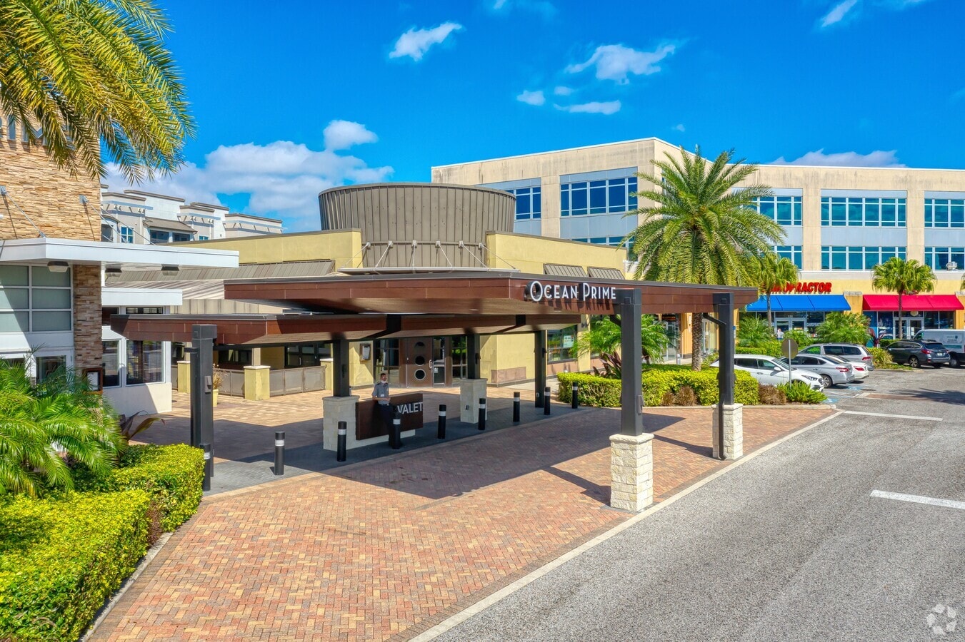 7335 W Sand Lake Rd, Orlando, FL 32819 - Rialto Phase I | LoopNet