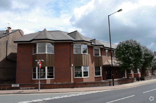 25 Hale Rd, Altrincham, WA14 2EY | LoopNet