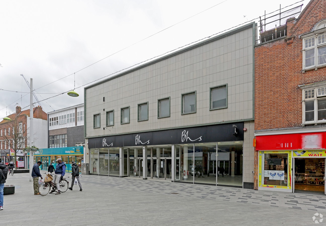 204-206 High St, Slough, SL1 1JS | LoopNet