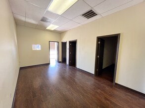 1305 SW Loop 410, San Antonio, TX 78227 - 410 West Shopping Center ...