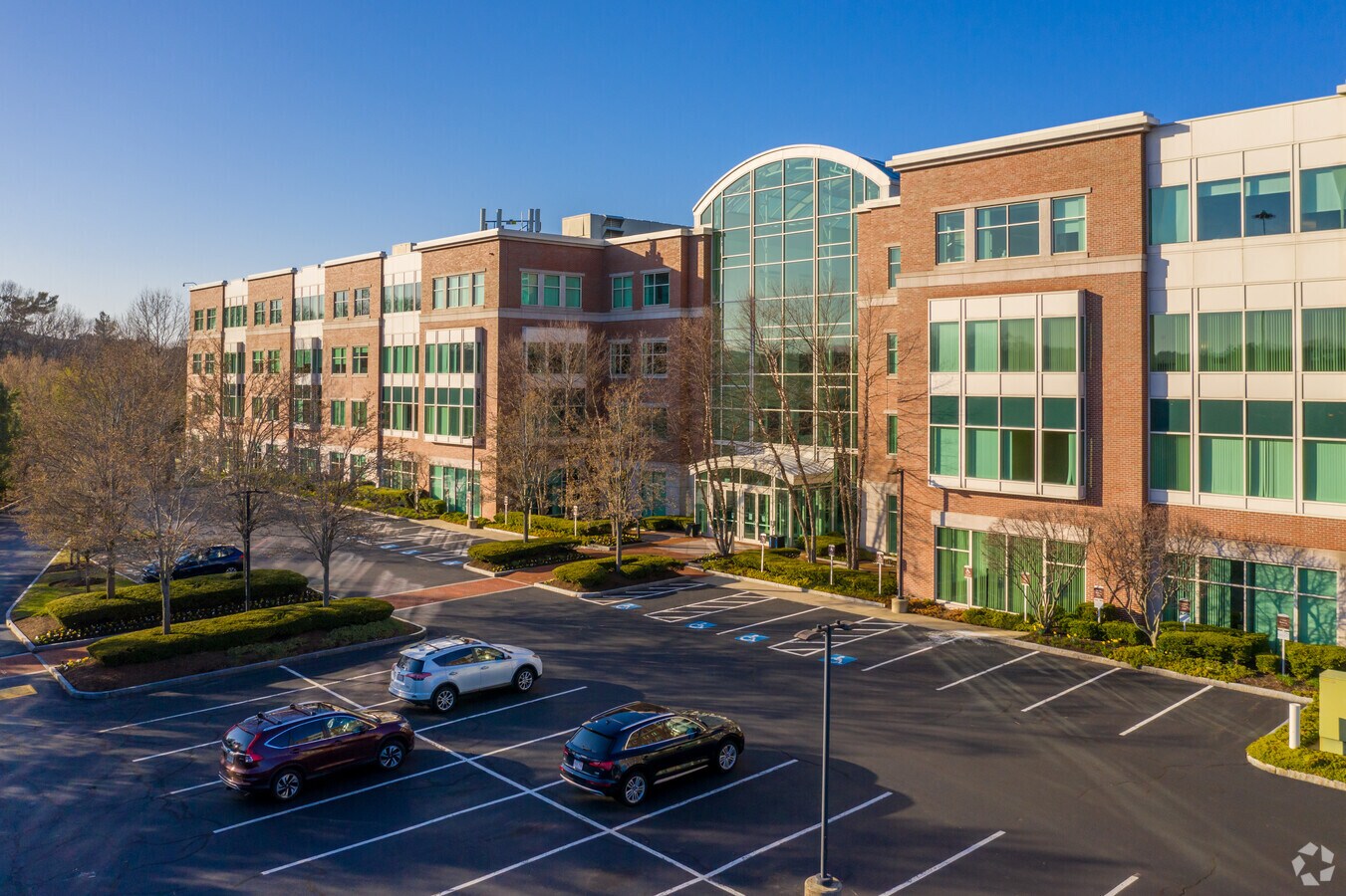 275 Grove St, Newton, MA 02466 - Riverside Center | LoopNet