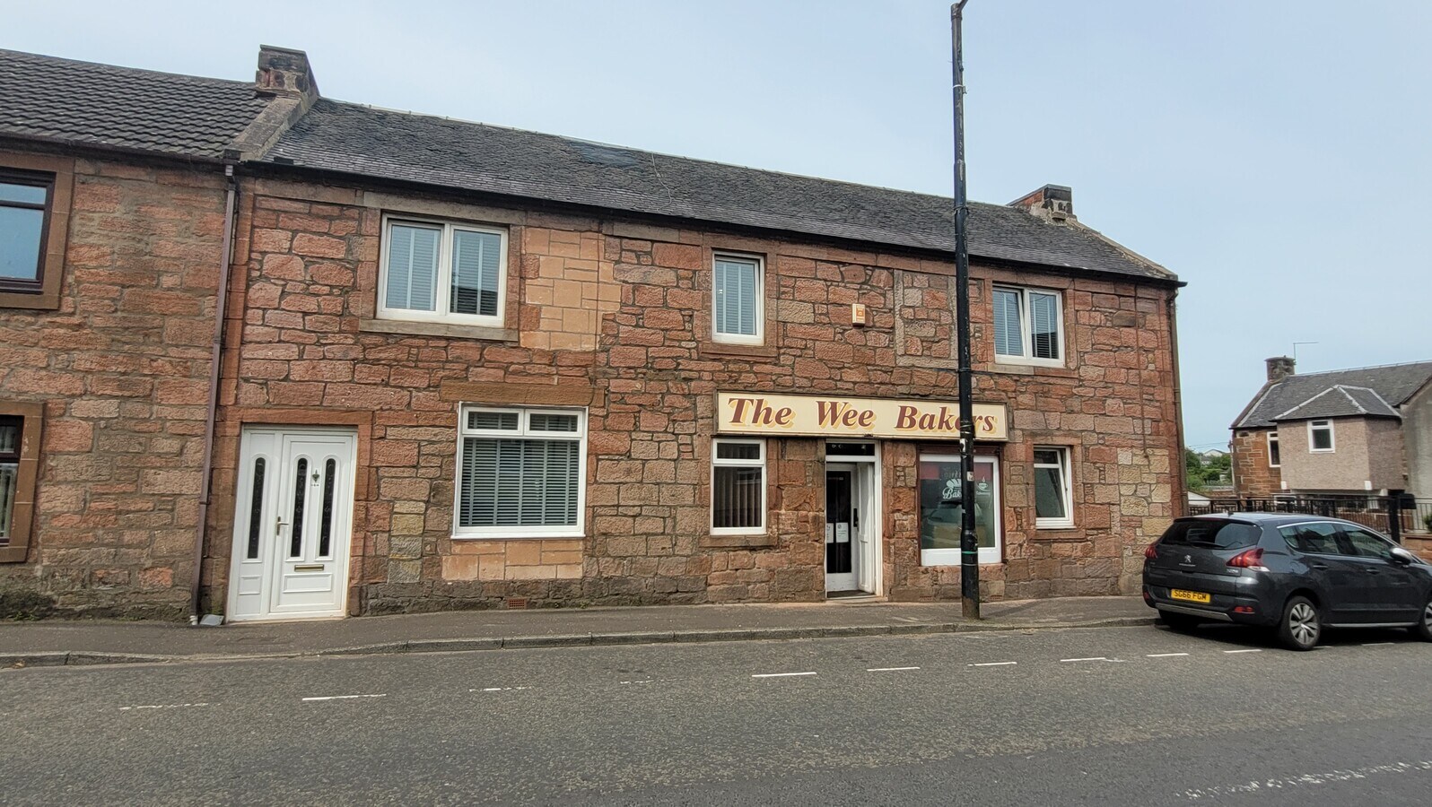 103 Main St, Auchinleck, KA18 2AF | LoopNet