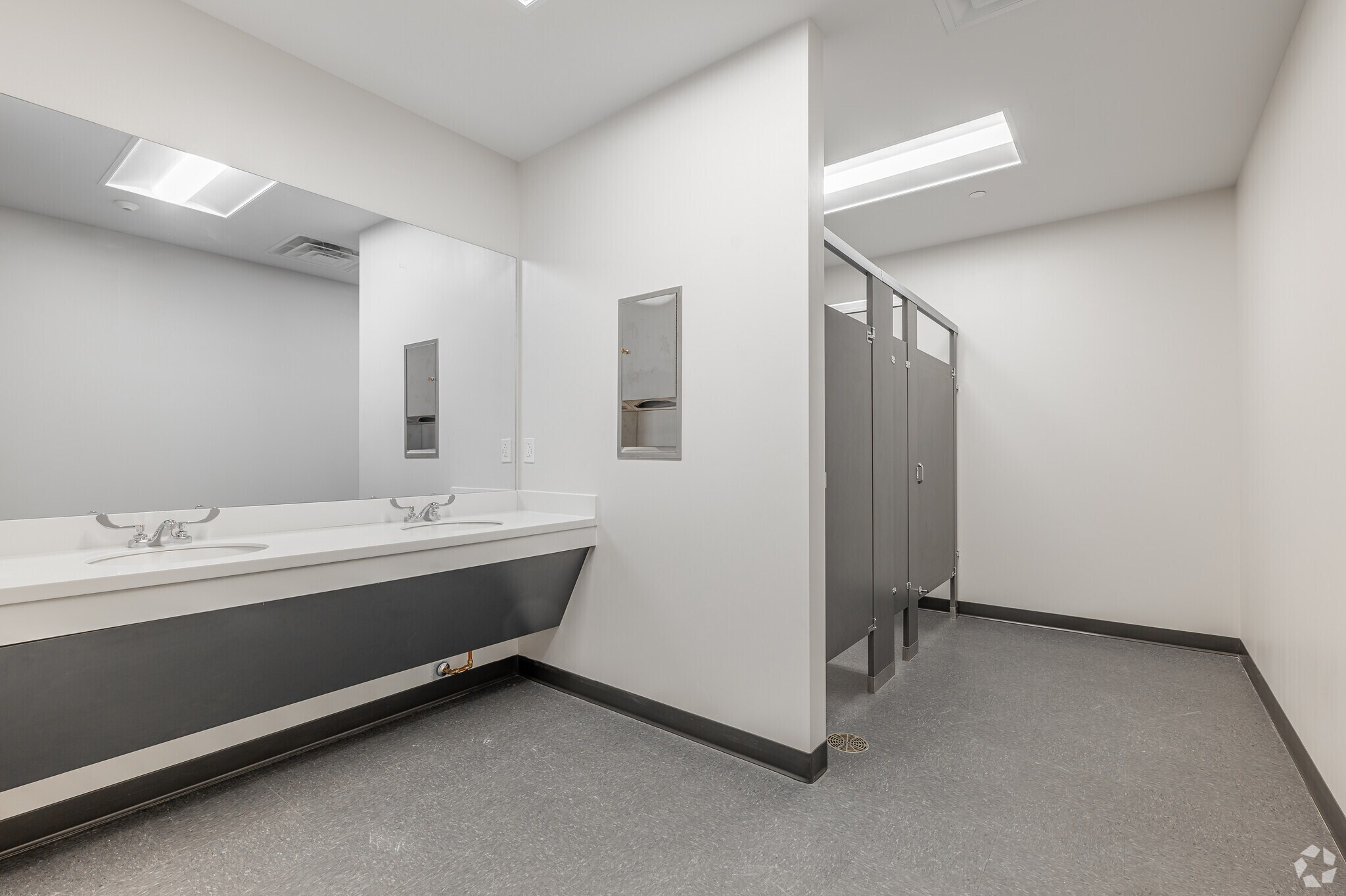 421 Toy Wright Rd, Pendergrass, GA 30567 - Building 2 | LoopNet