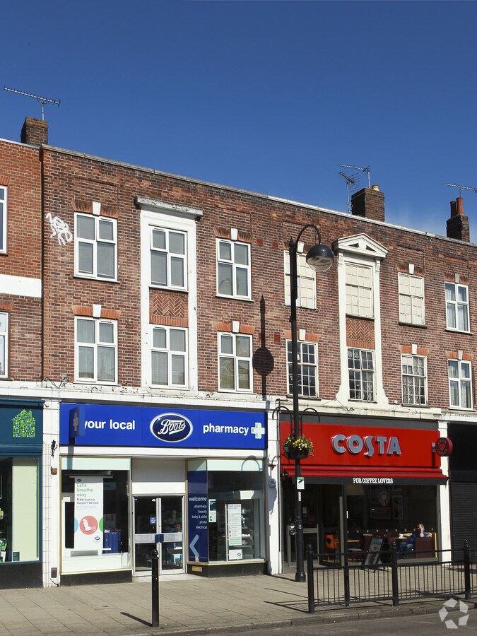 230 High Rd, Loughton, IG10 1ET | LoopNet