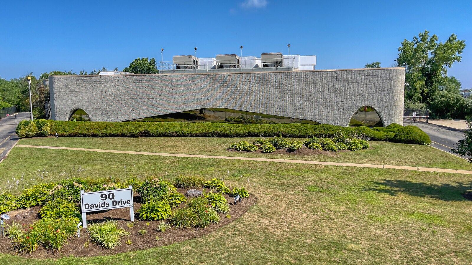 90 Davids Dr, Hauppauge, NY 11788 | LoopNet 90 Davids Dr, Hauppauge, NY 11788 | LoopNet