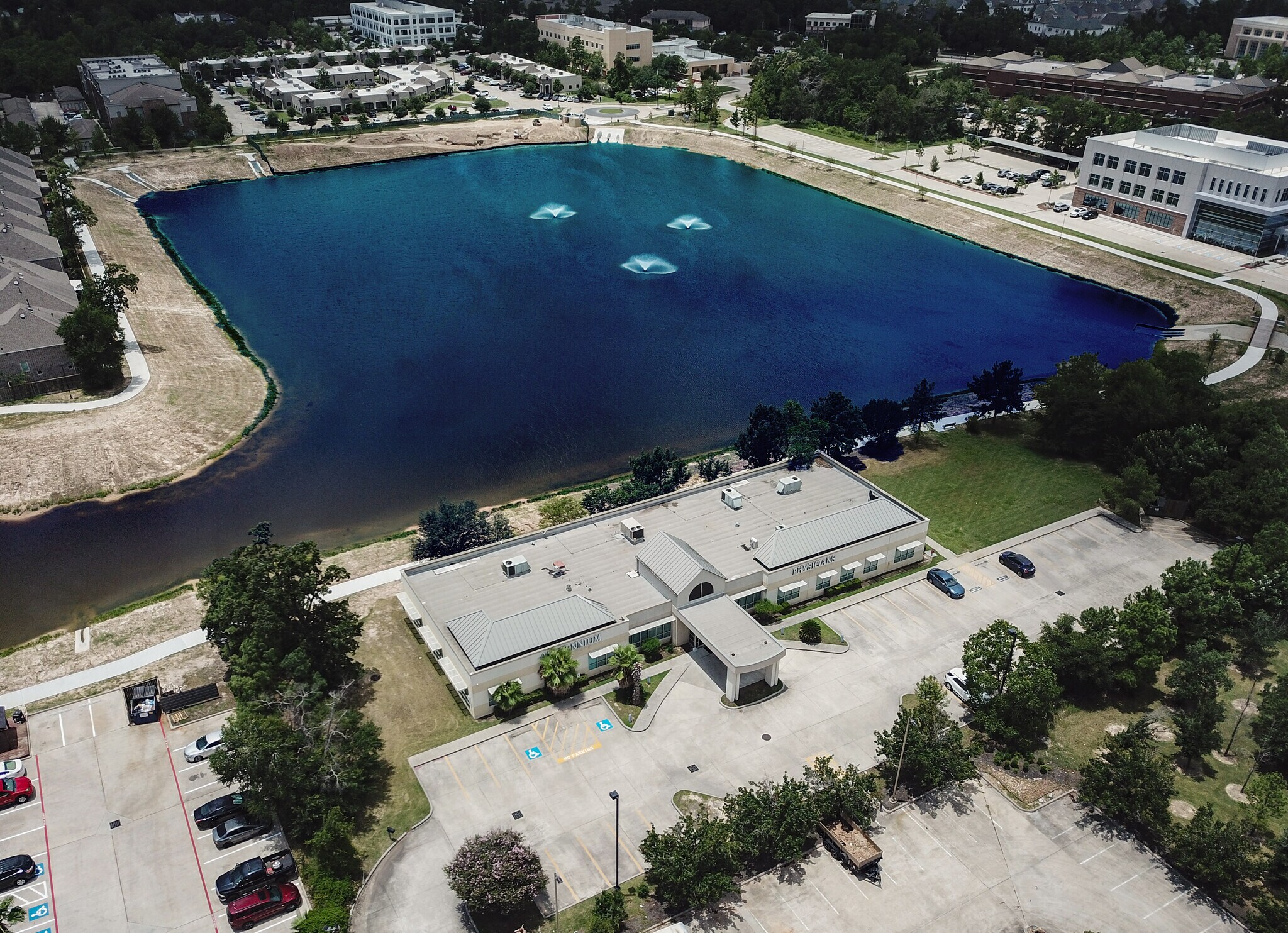 18488 Interstate 45, The Woodlands, TX 77384 - Woodlands/Shenandoah MOB | LoopNet