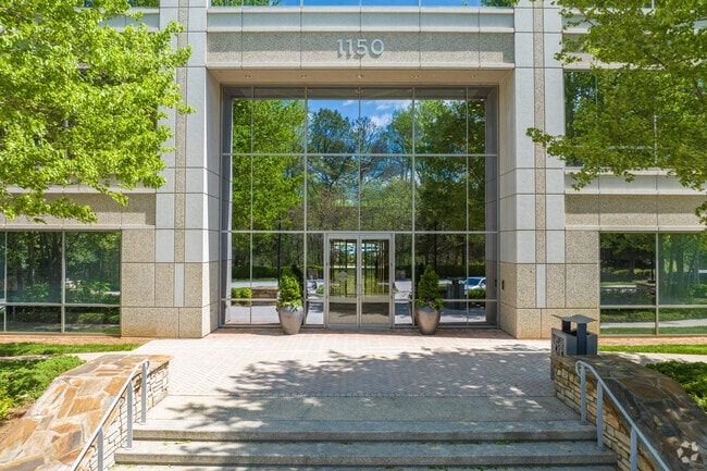 JLL - Atlanta Commercial Listings & Brokers | LoopNet