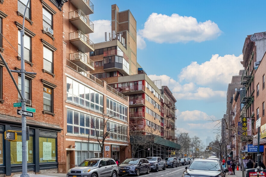 48 Market St, New York, NY 10002 | LoopNet