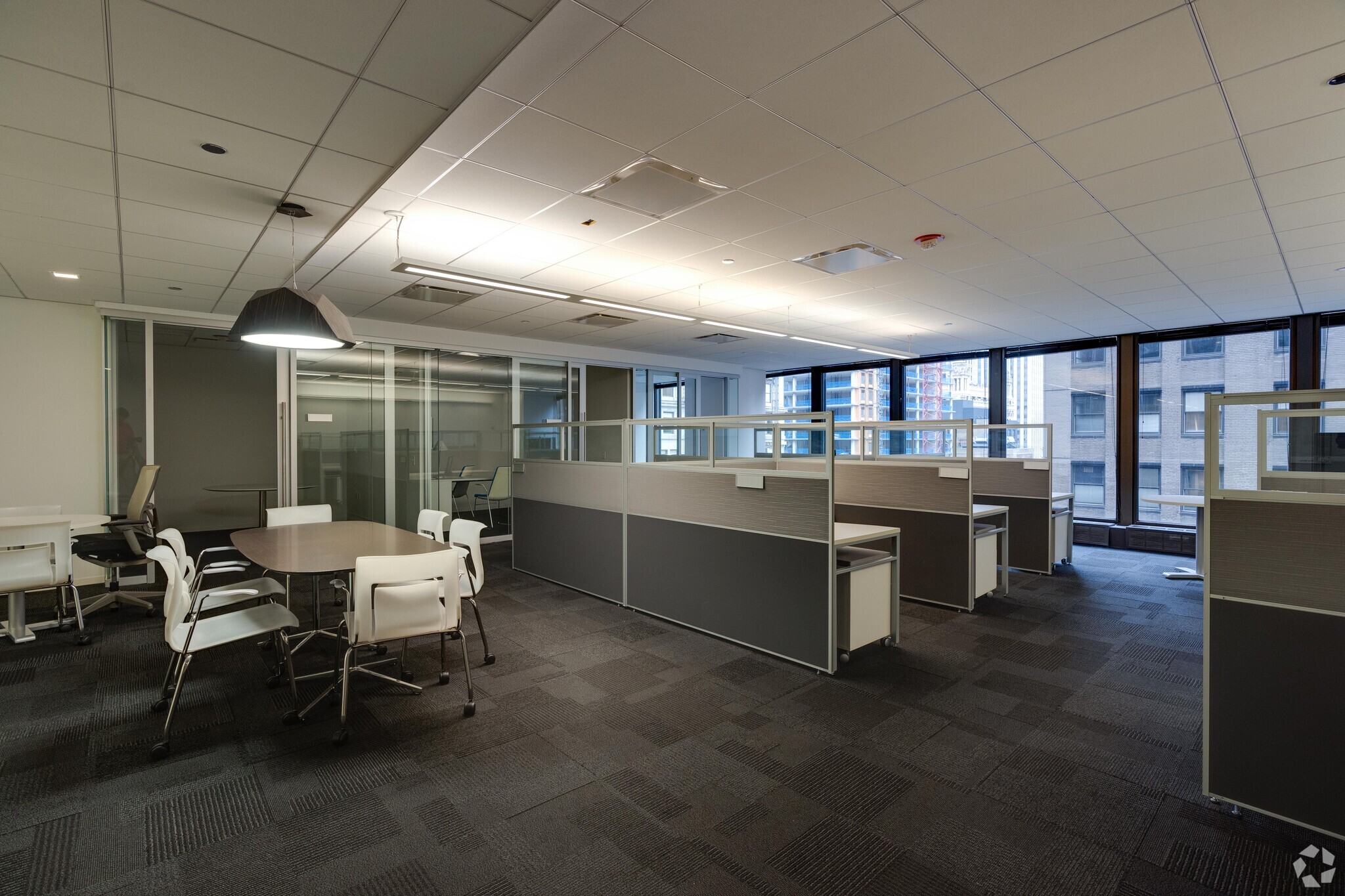 111 E Wacker Dr, Chicago, IL 60601 - One Illinois Center | LoopNet