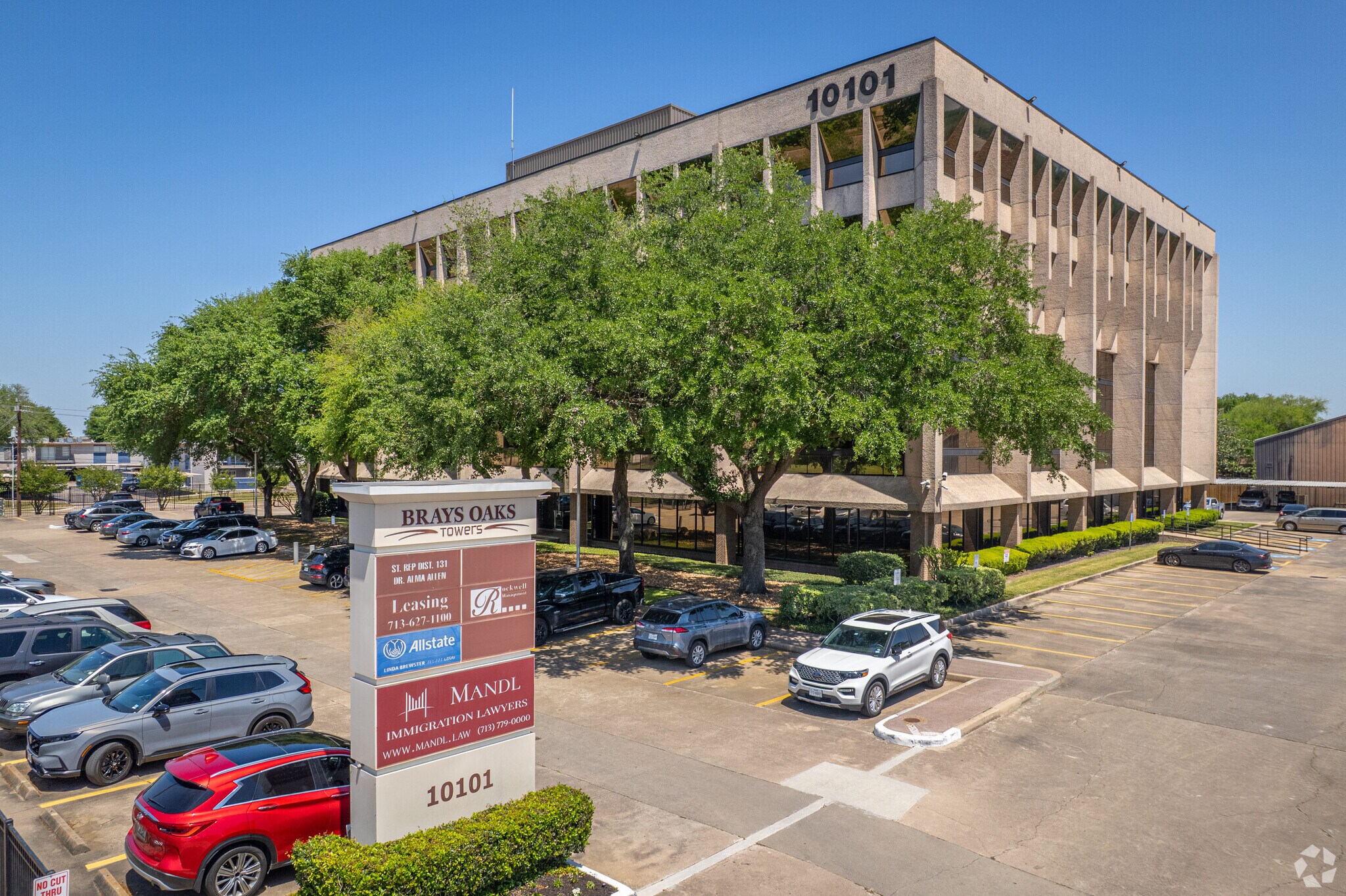 10101 Fondren Rd, Houston, TX 77096 - Brays Oaks Towers | LoopNet