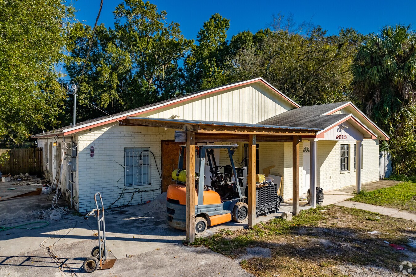 6015 Sheldon, Tampa, FL 33615 | LoopNet