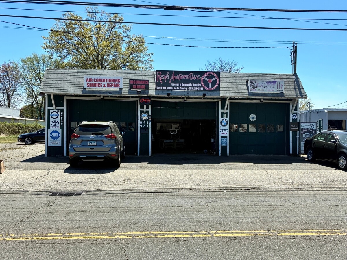 991 Honeyspot Rd, Stratford, CT 06615 | LoopNet