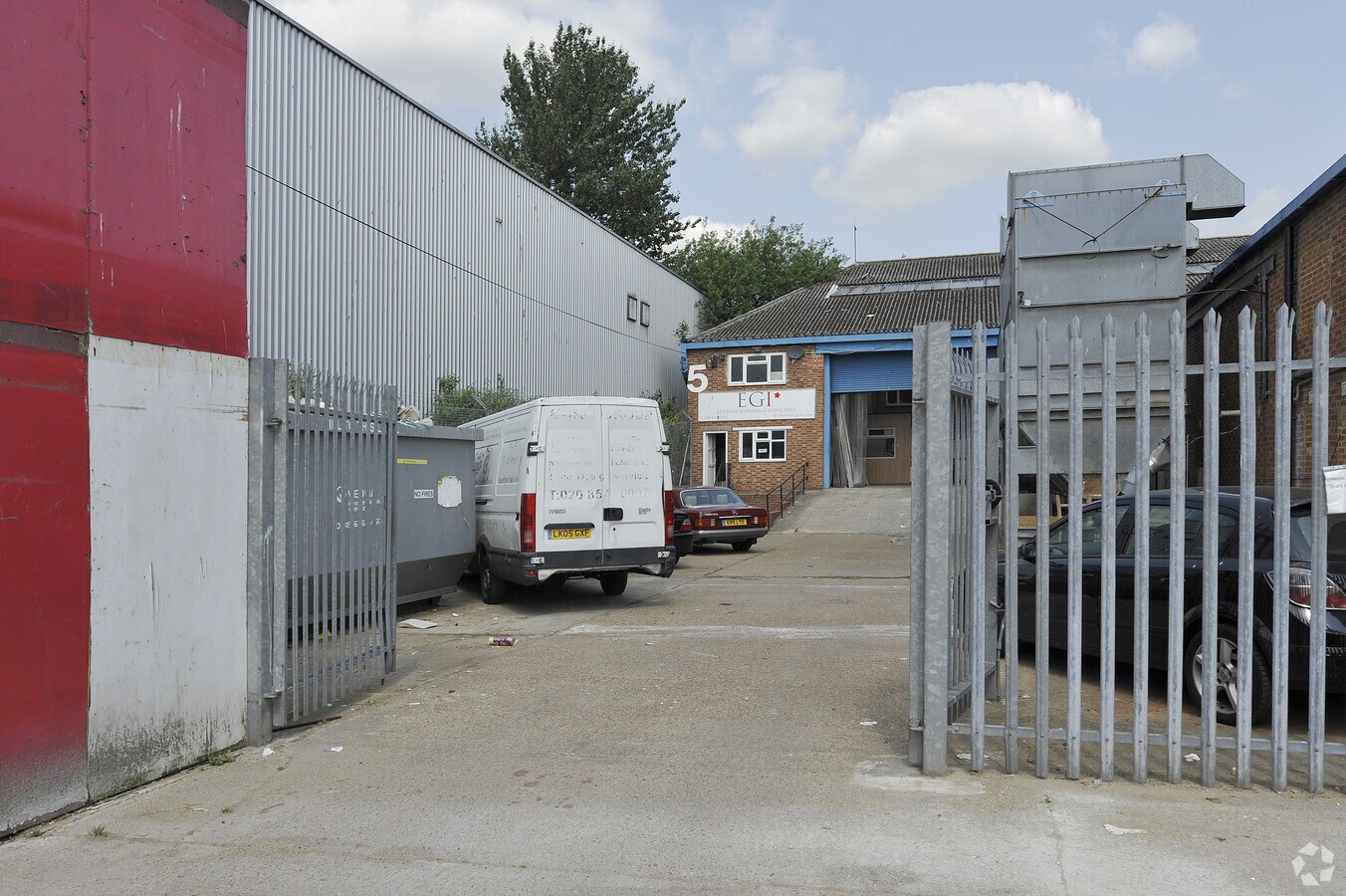 Long Dr, Greenford, LND UB6 8GB | LoopNet