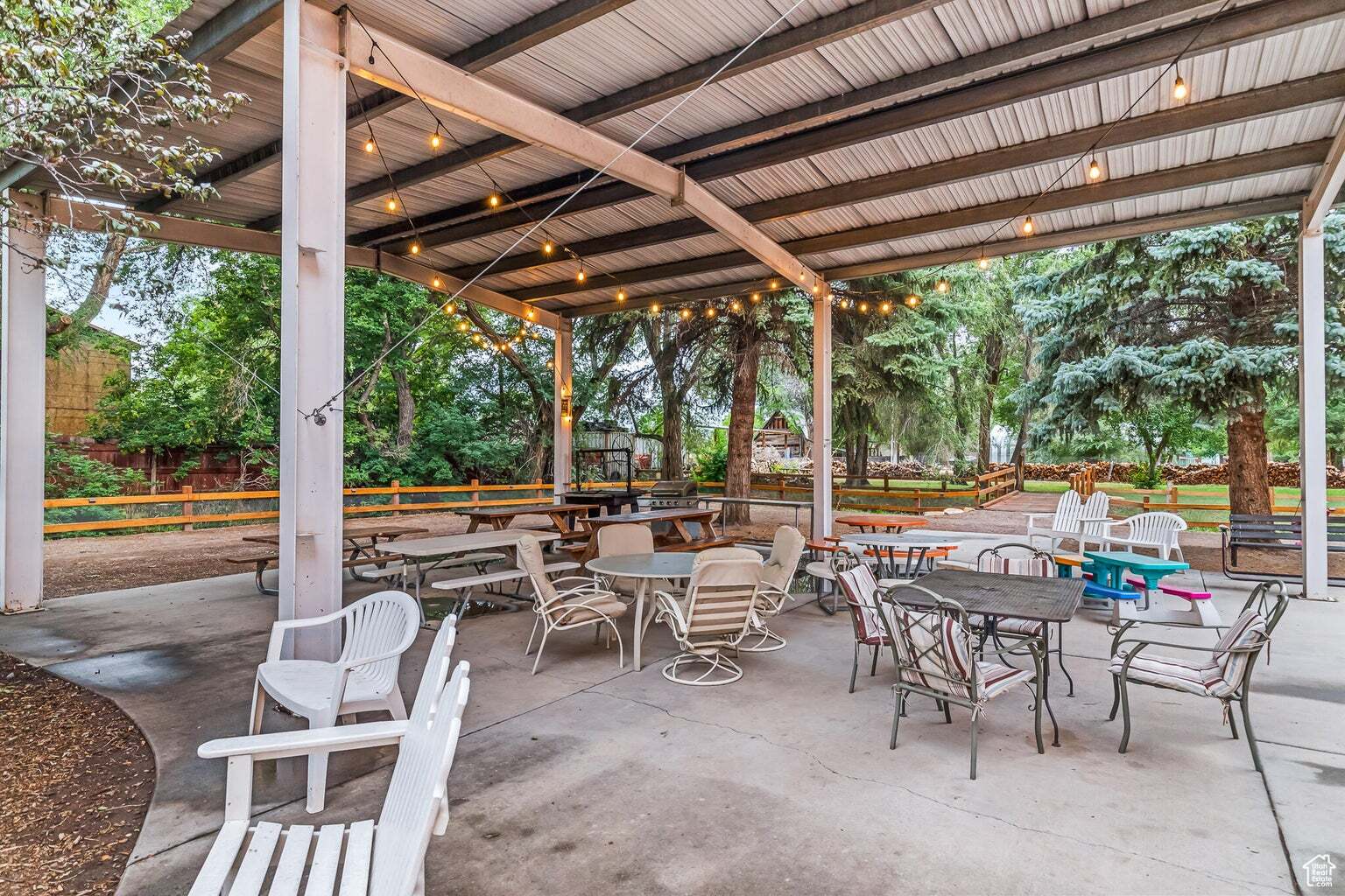 21 Main St, Junction, UT 84740 - Junction Courthouse | LoopNet