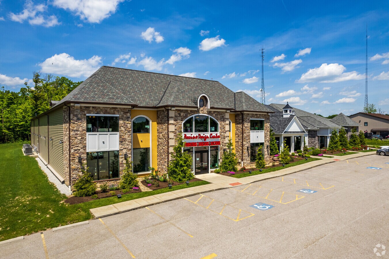 7976 Mayfield Rd, Chesterland, OH 44026 | LoopNet