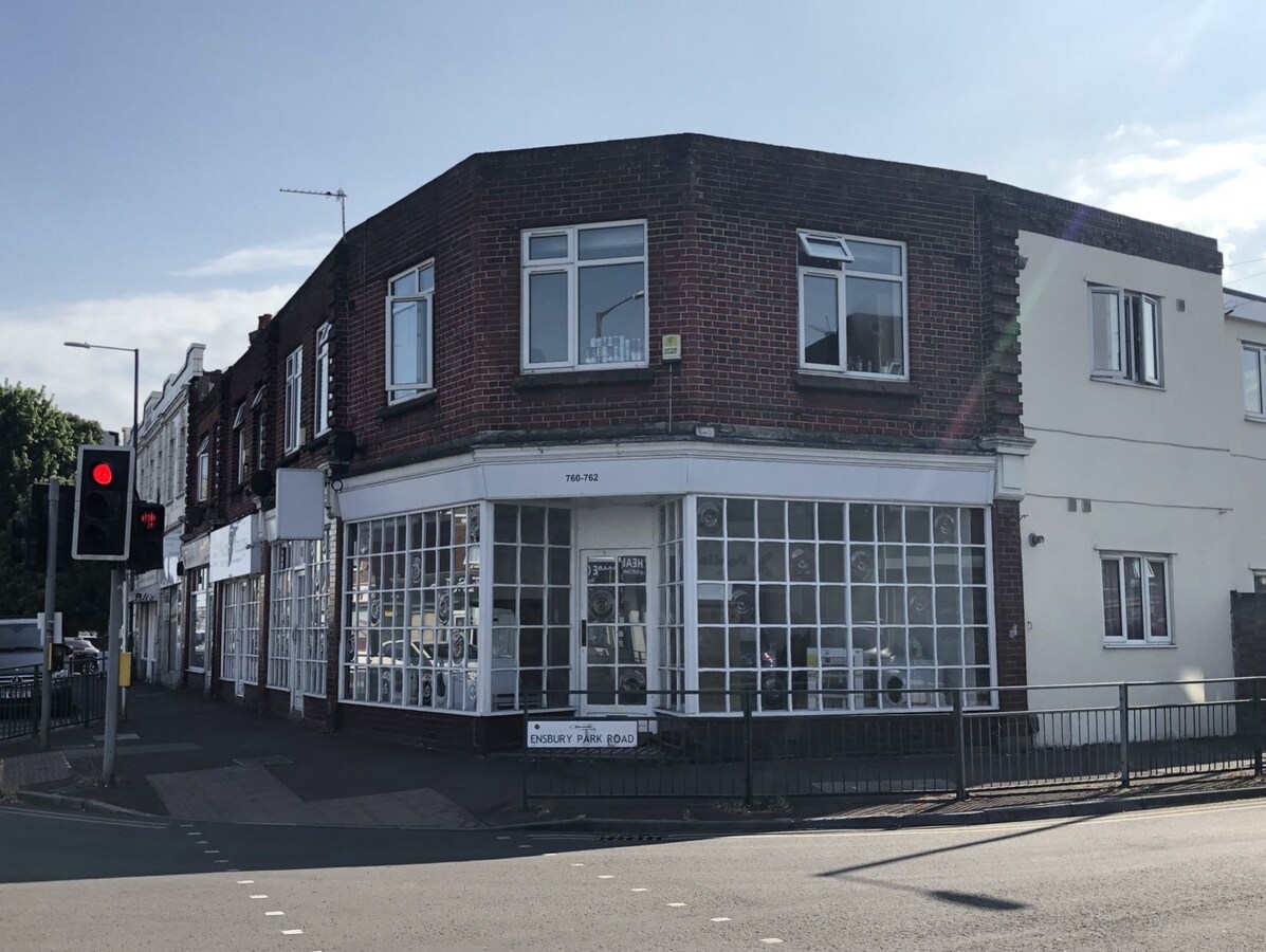 760-762 Wimborne Rd, Bournemouth, BH9 2DZ | LoopNet