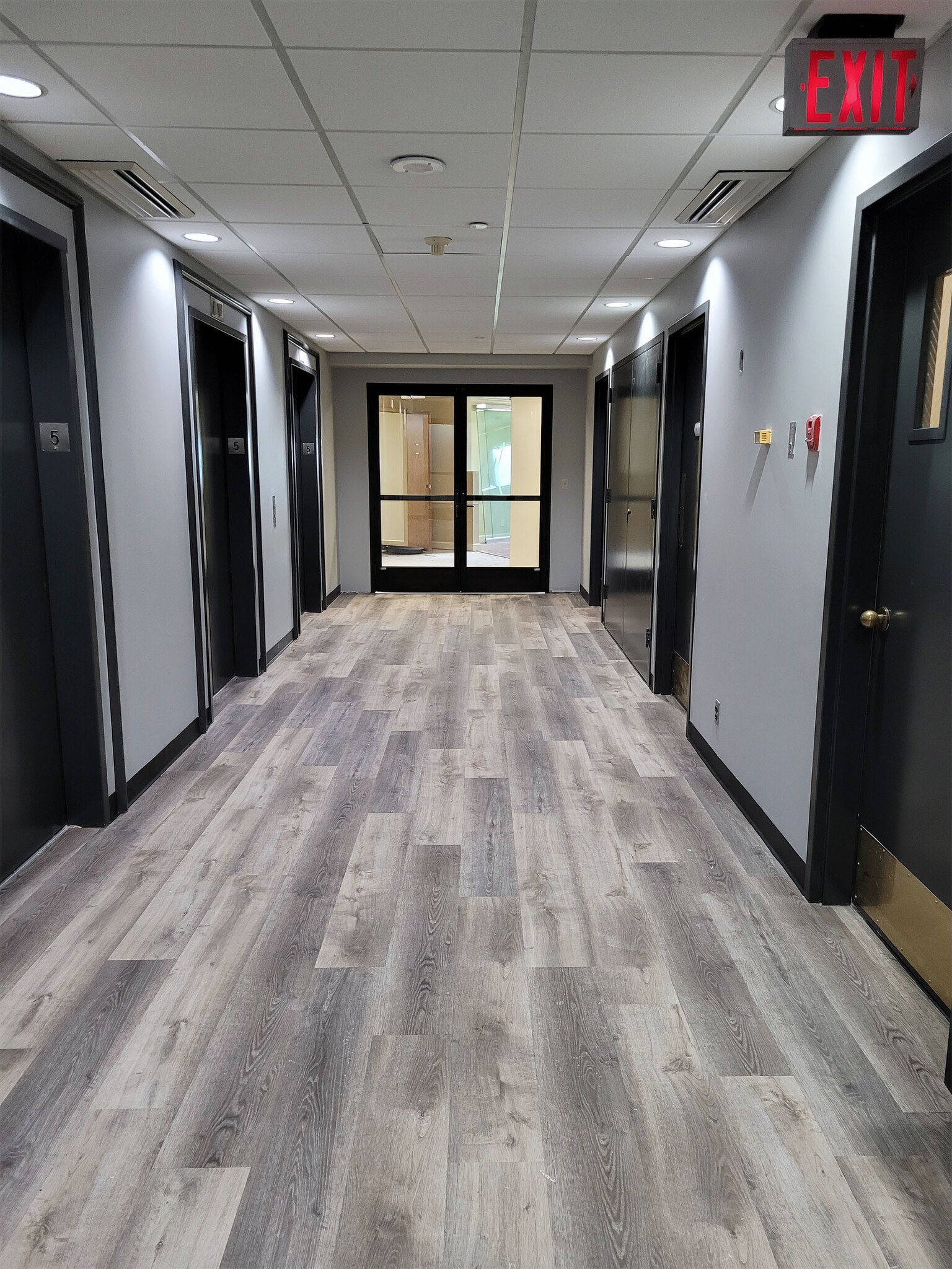 6846 S Canton Ave, Tulsa, OK 74136 - Prosperity Center | LoopNet