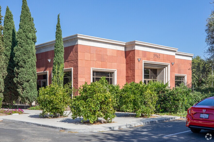 5962 Priestly Dr, Carlsbad, CA 92008 | LoopNet