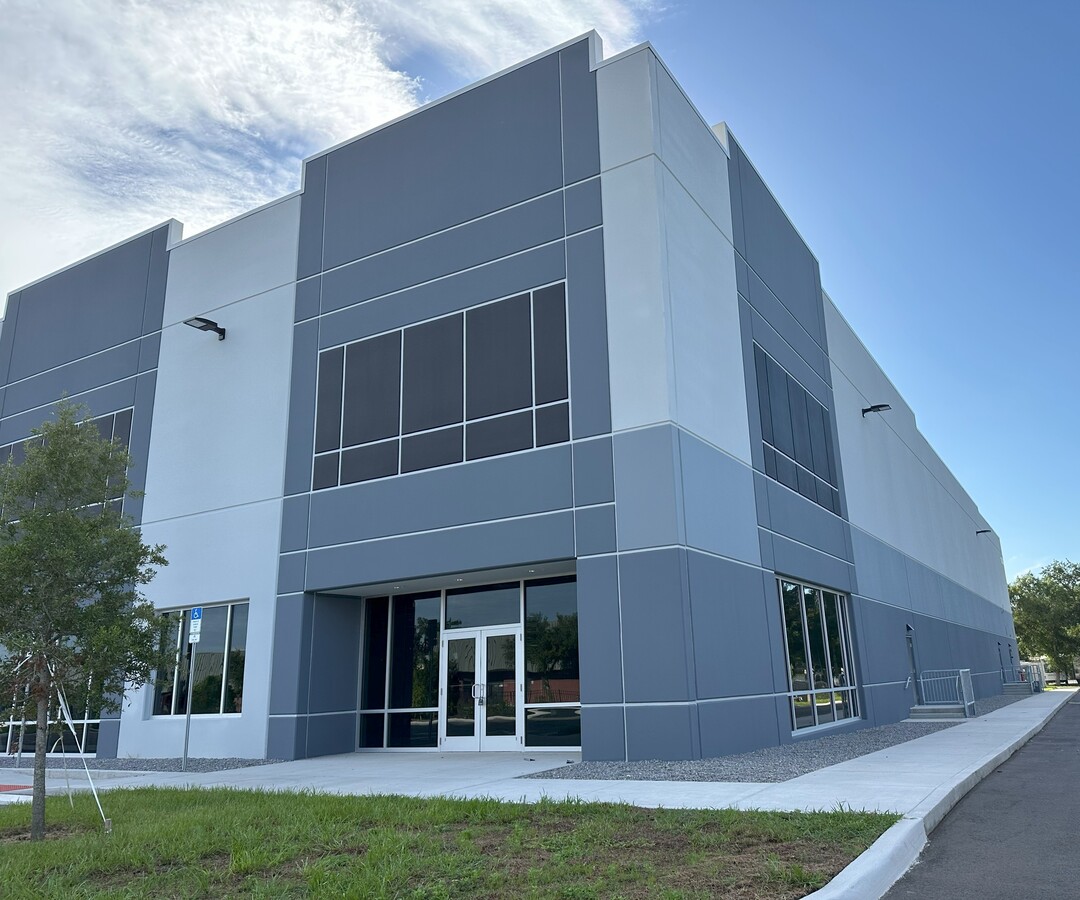 13209 Memorial Hwy, Tampa, FL 33635 - Baytop Commerce Center | LoopNet