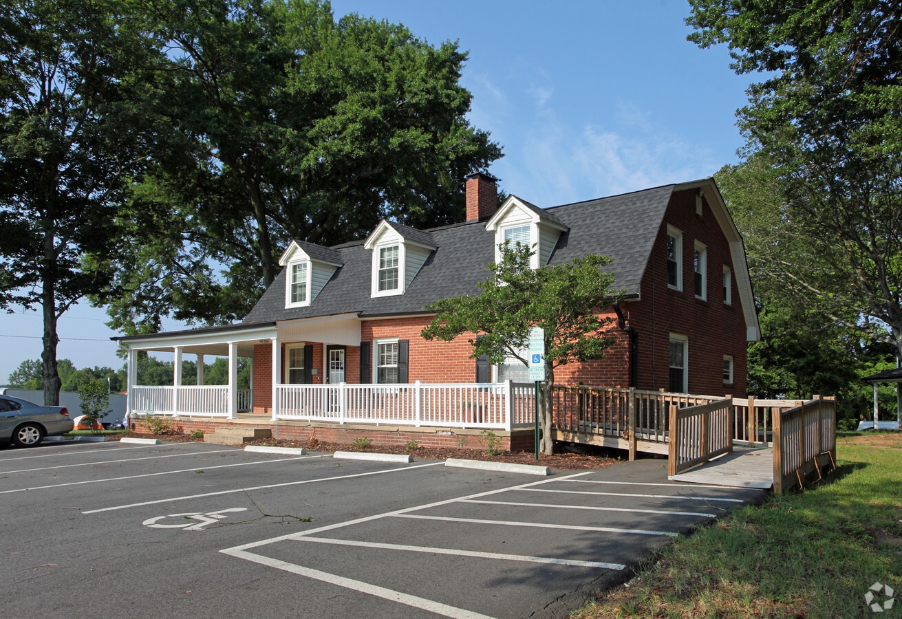 6220 Hudspeth Rd, Harrisburg, NC 28075 | LoopNet