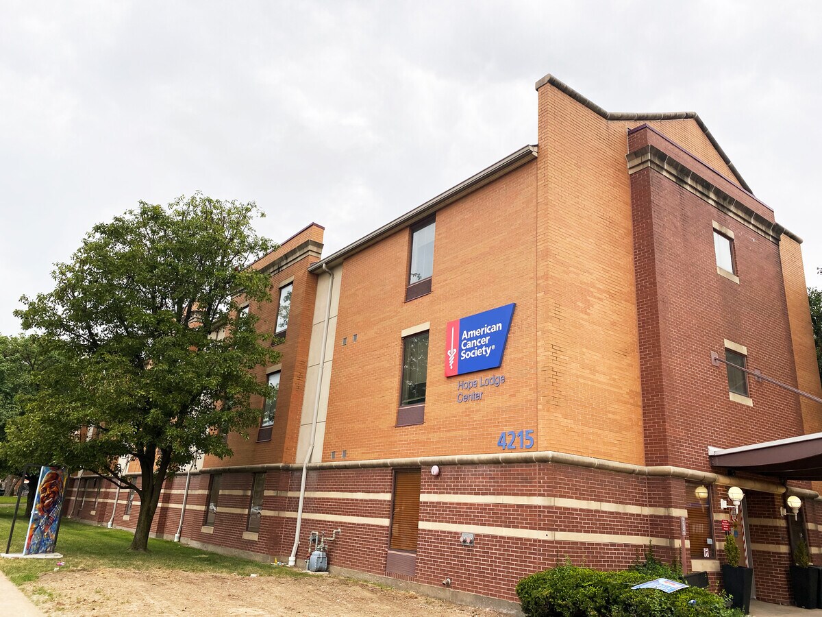 4215 Lindell Blvd, Saint Louis, MO 63108 | LoopNet