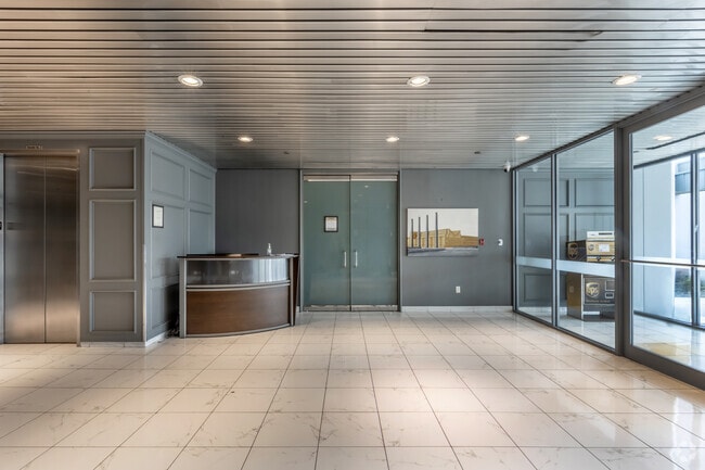 Boxer Property - Houston Commercial Listings & Brokers | LoopNet