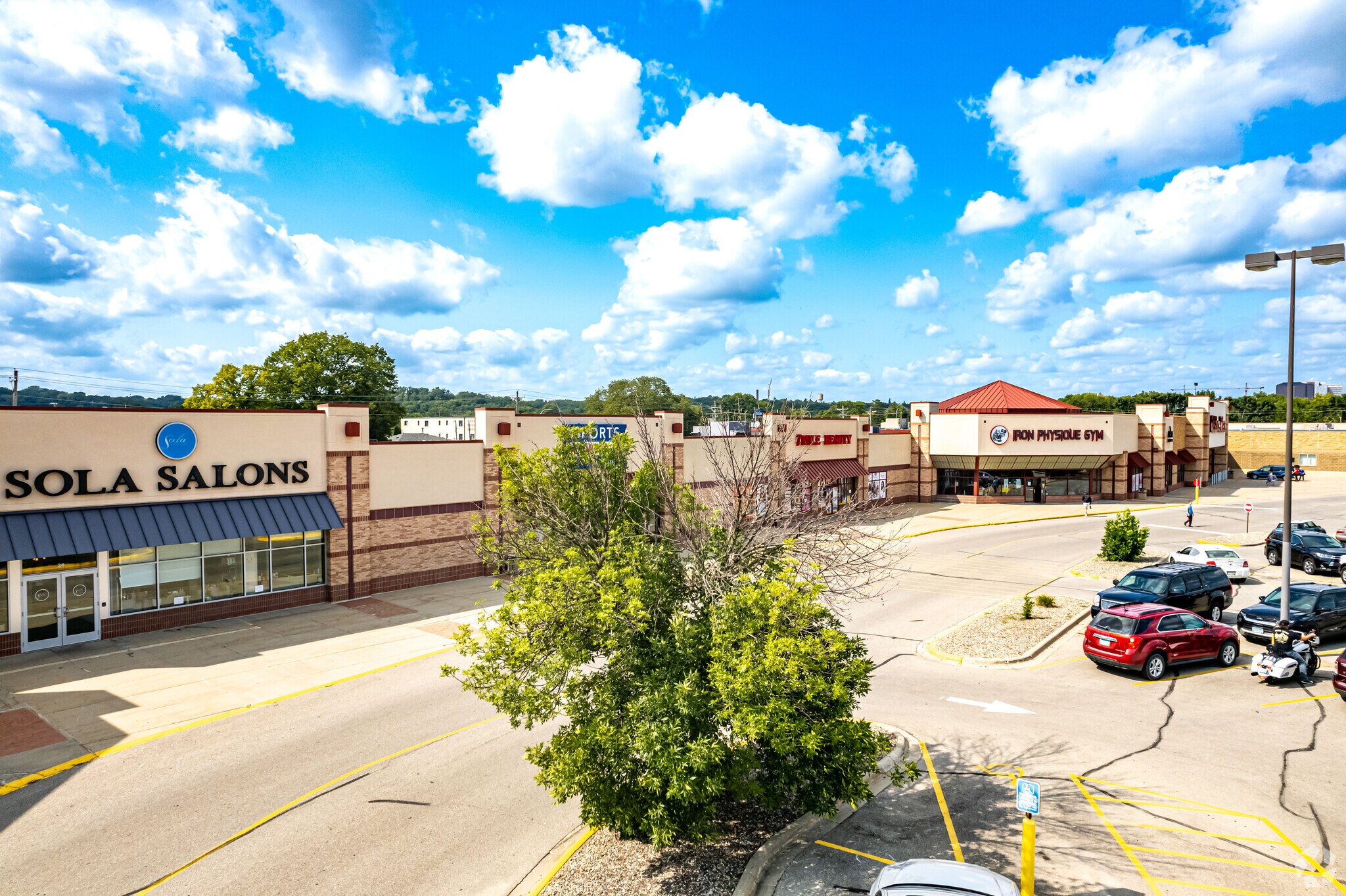 1201 S Broadway, Rochester, MN 55904 - Crossroads Shopping Center | LoopNet