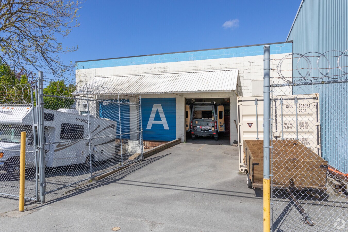 135-149 Riverside Dr, North Vancouver, BC V7H 1T6 | LoopNet