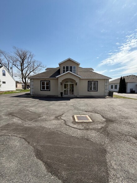 2908 Military Rd, Niagara Falls, NY 14304 | LoopNet