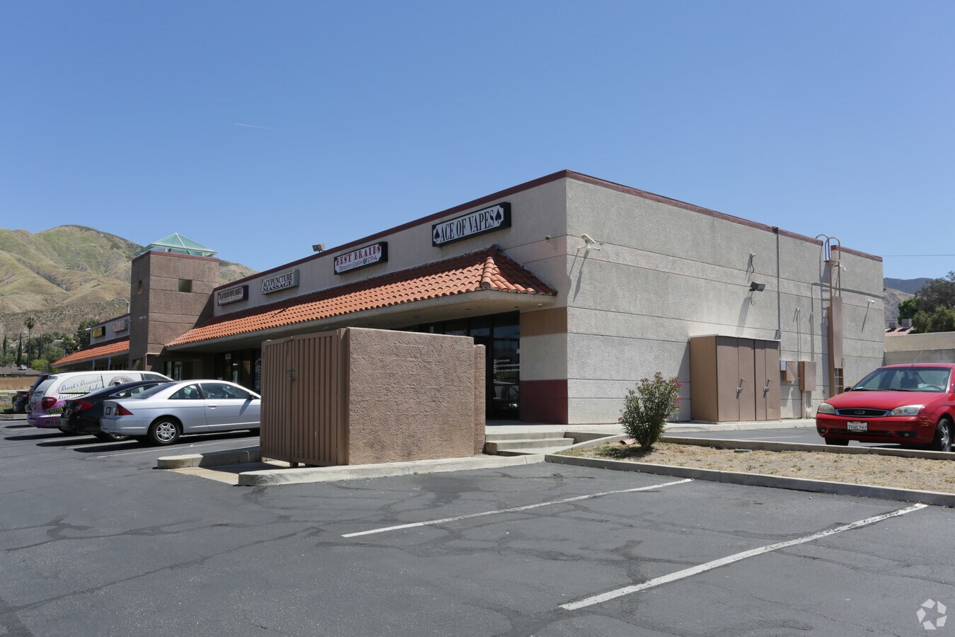 3545 E Highland Ave, Highland, CA 92346 | LoopNet