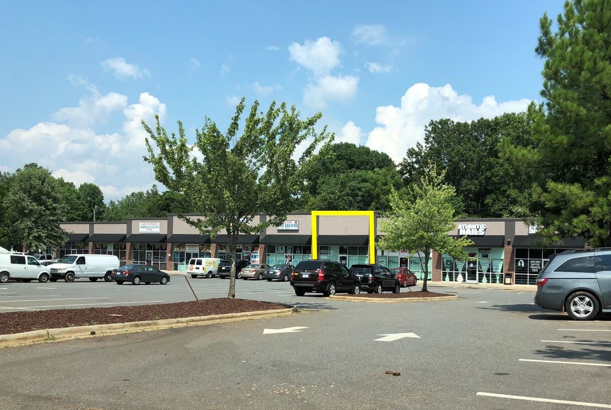 6320 N Tryon St, Charlotte, NC 28213 | LoopNet