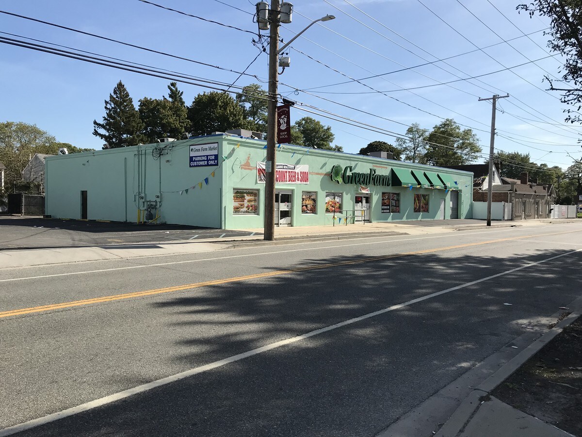1811 Newbridge Rd, Bellmore, NY 11710 | LoopNet