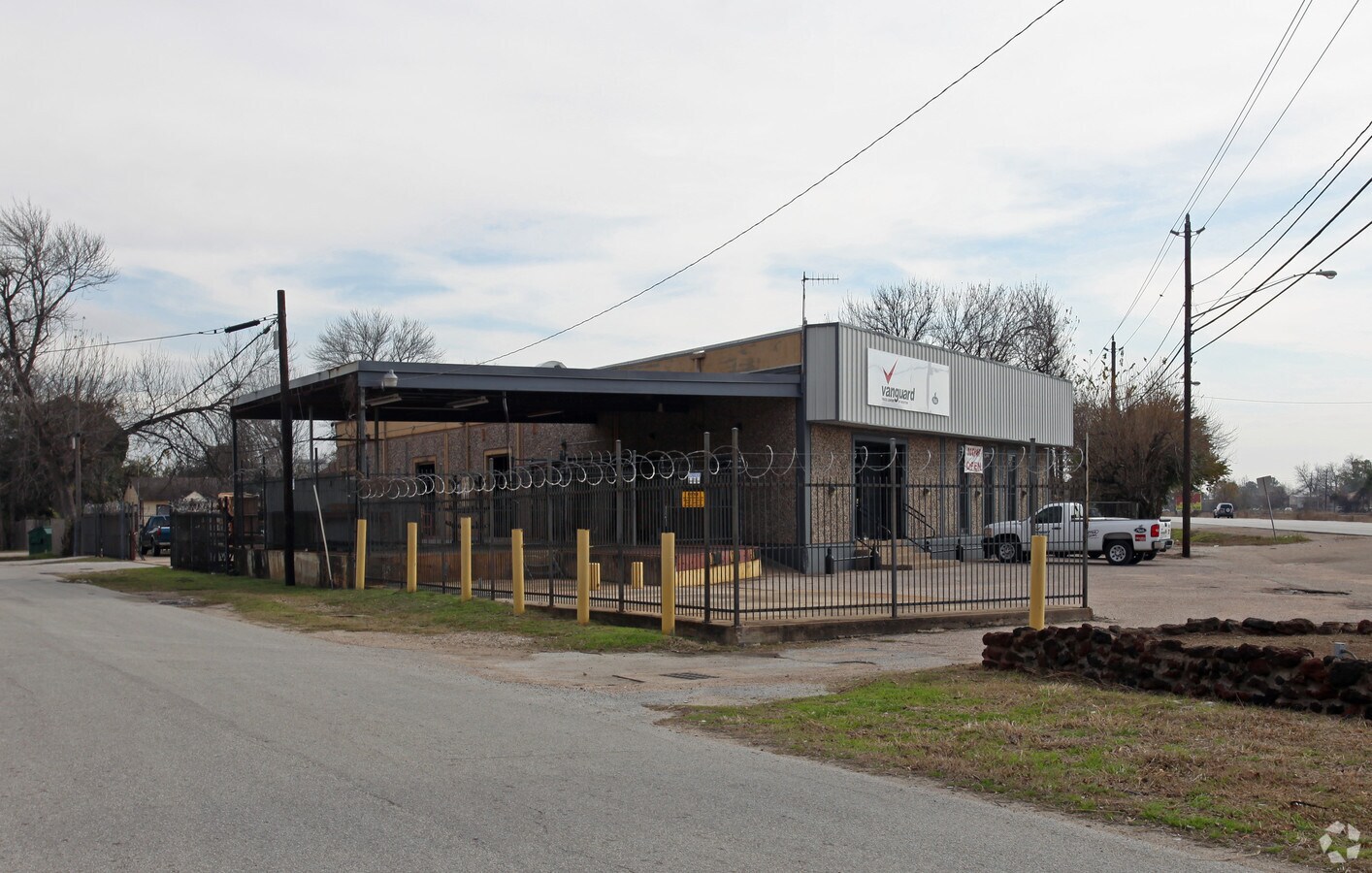 11446 Hempstead Rd, Houston, TX 77092 | LoopNet