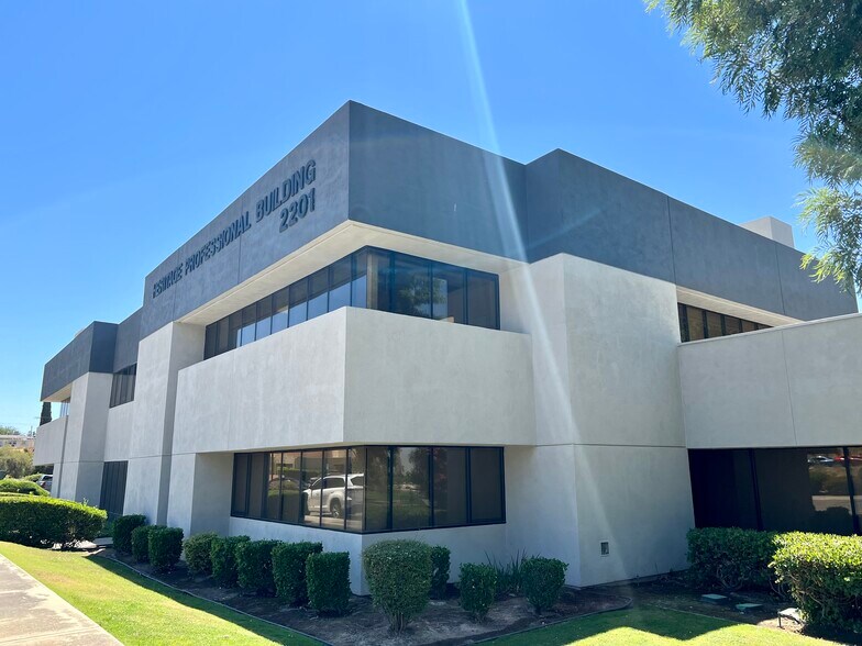 2201 Mt Vernon Ave, Bakersfield, CA 93306 - Heritage Professional ...