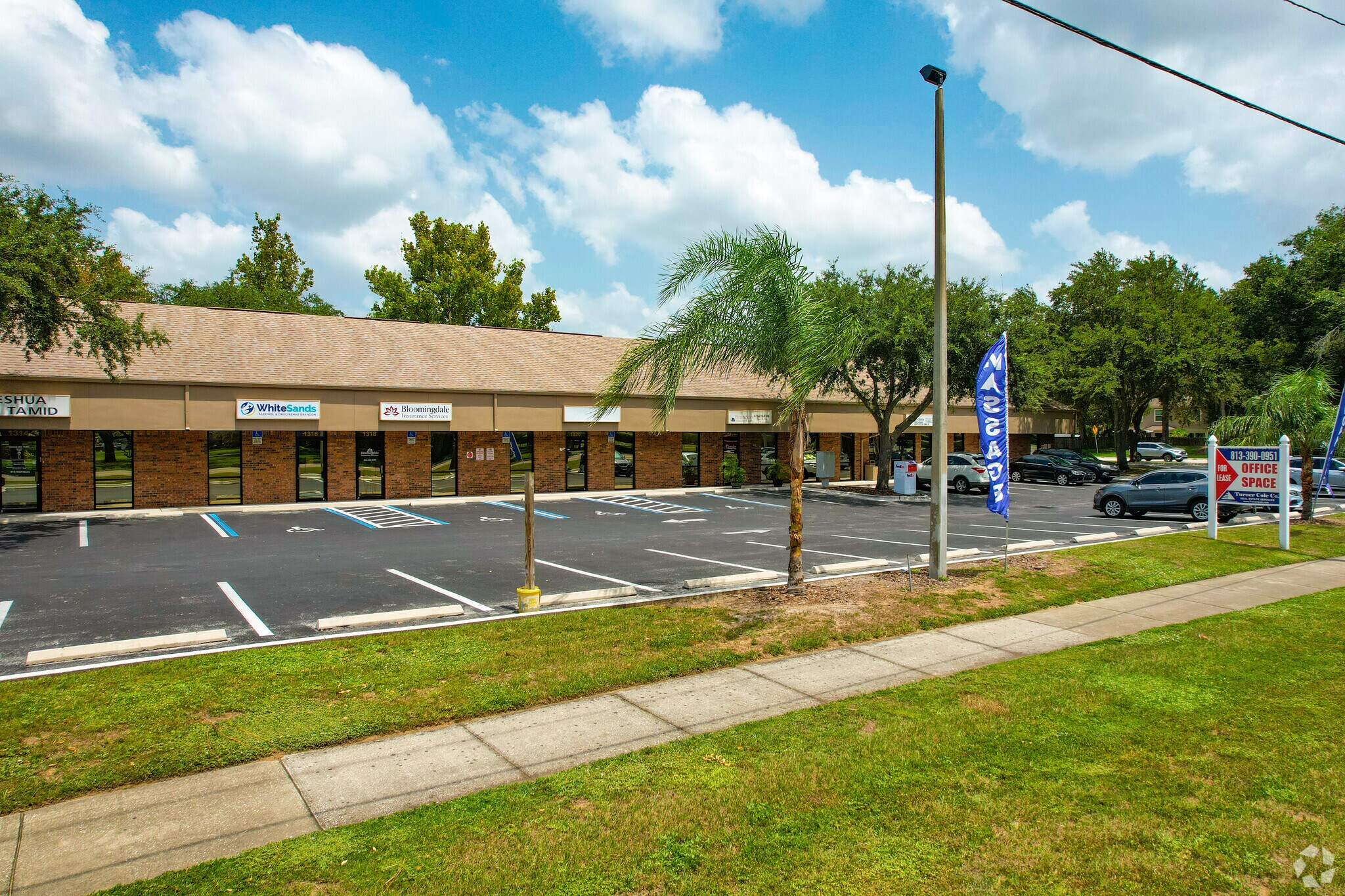 1326 E Lumsden Rd, Brandon, FL 33511 - Office for Lease | LoopNet