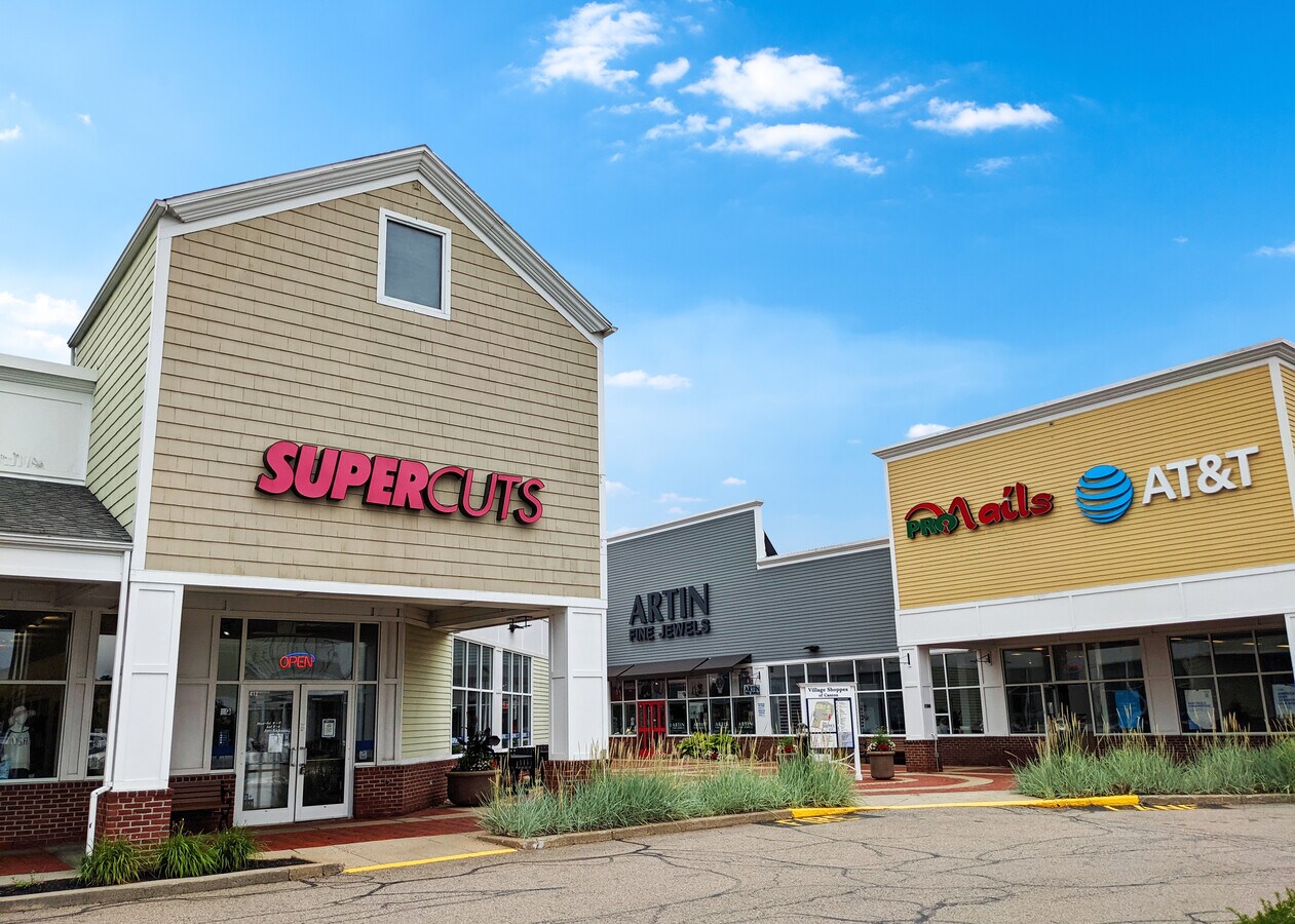 95 Washington St Canton Ma 02021 Village Shoppes Loopnet 9563