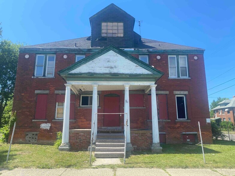 11317 John R St, Detroit, MI 48202 | LoopNet