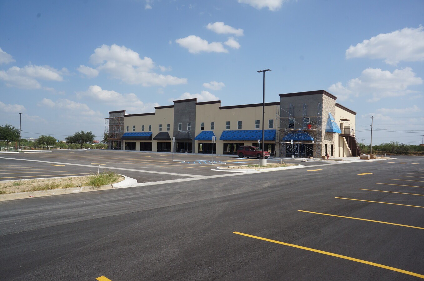 8218 Casa Verde Rd, Laredo, TX 78041 | LoopNet