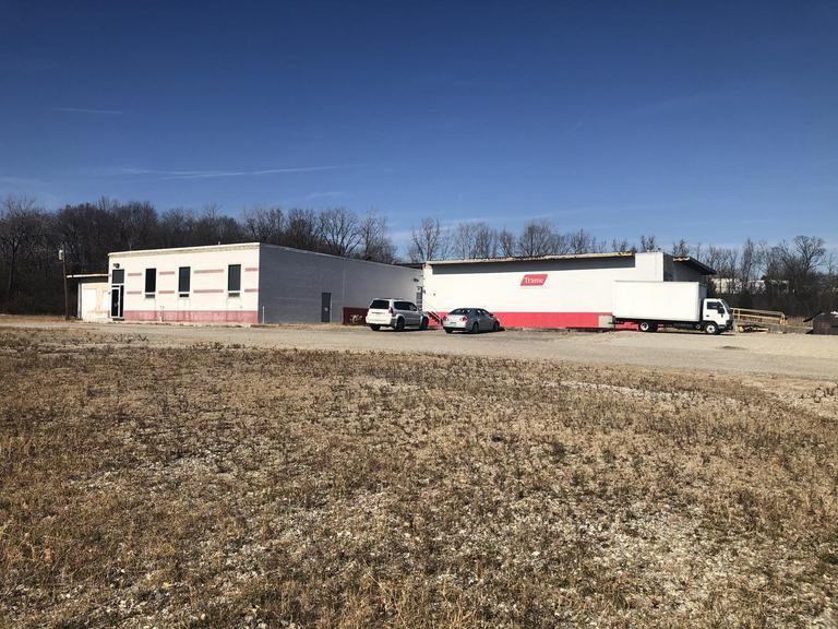 2721 Timber Ln, Dayton, OH 45414 | LoopNet