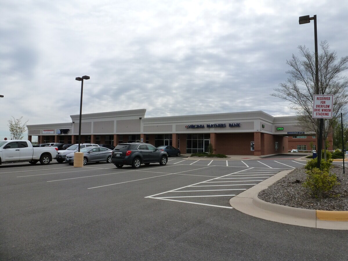 2521-2537 Cowan Blvd, Fredericksburg, VA 22401 | LoopNet